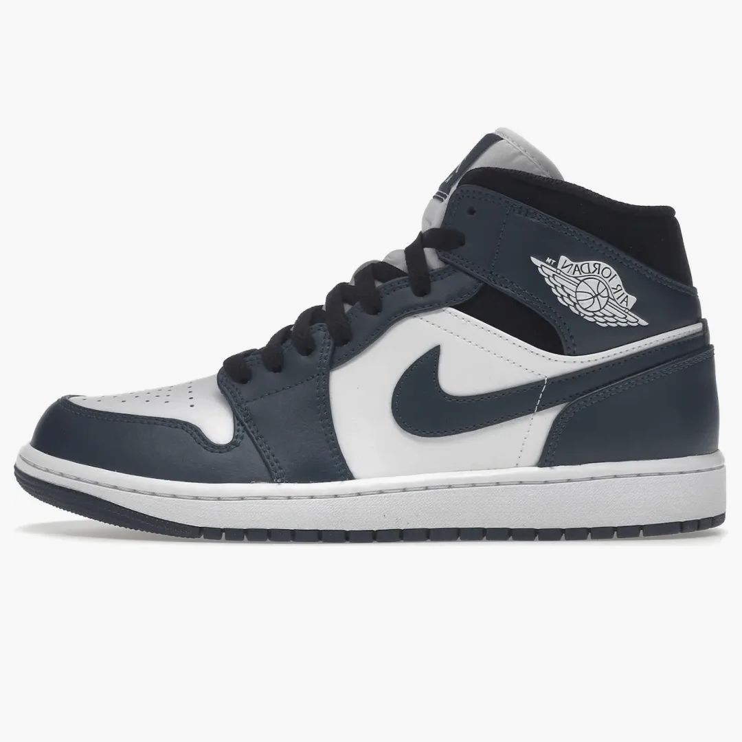 Jordan 1 Mid Navy – bei HYPENEEDZ kaufen