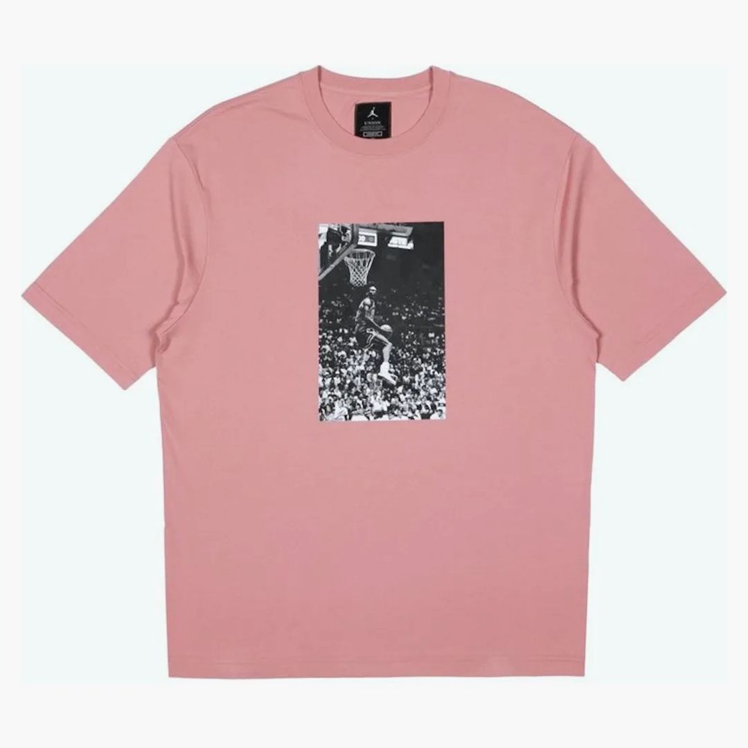 Kaufe den Jordan X Union Reverse Dunk T-shirt Rust Pink | bei Hypeneedz