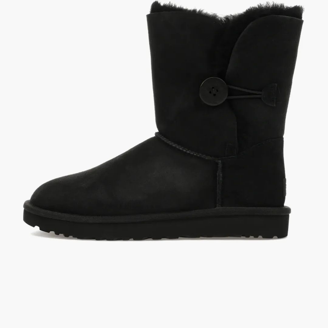 UGG Bailey Button II Black - Buy at Hypeneedz
